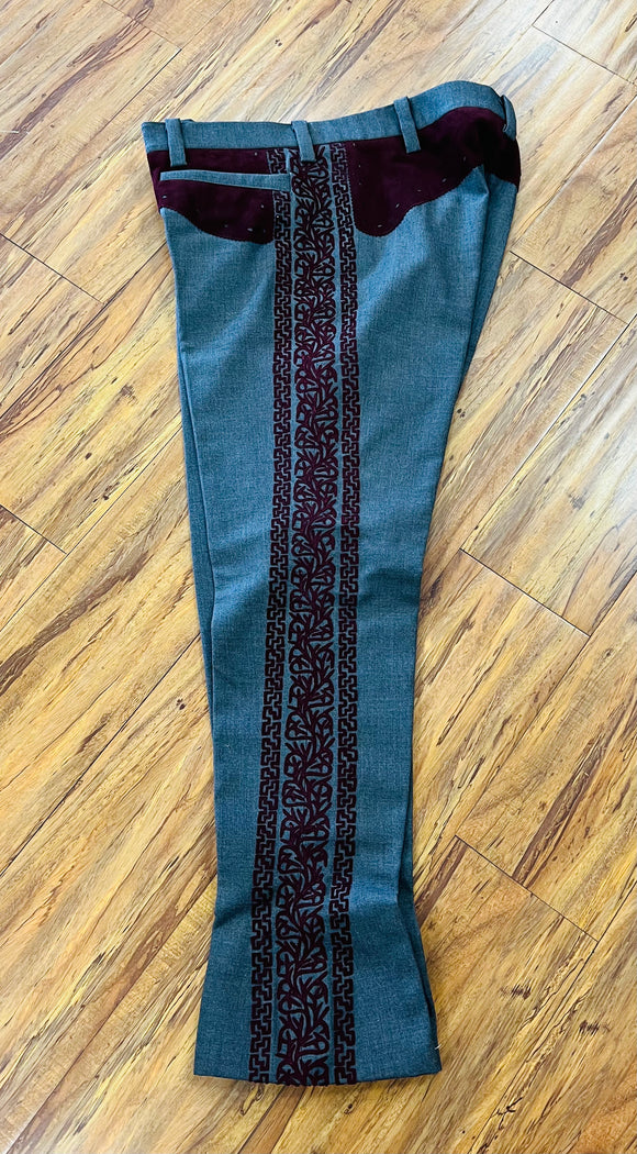 PANTALONES DE CHARRO. CHARRO PANTS – HerraduraDeOro